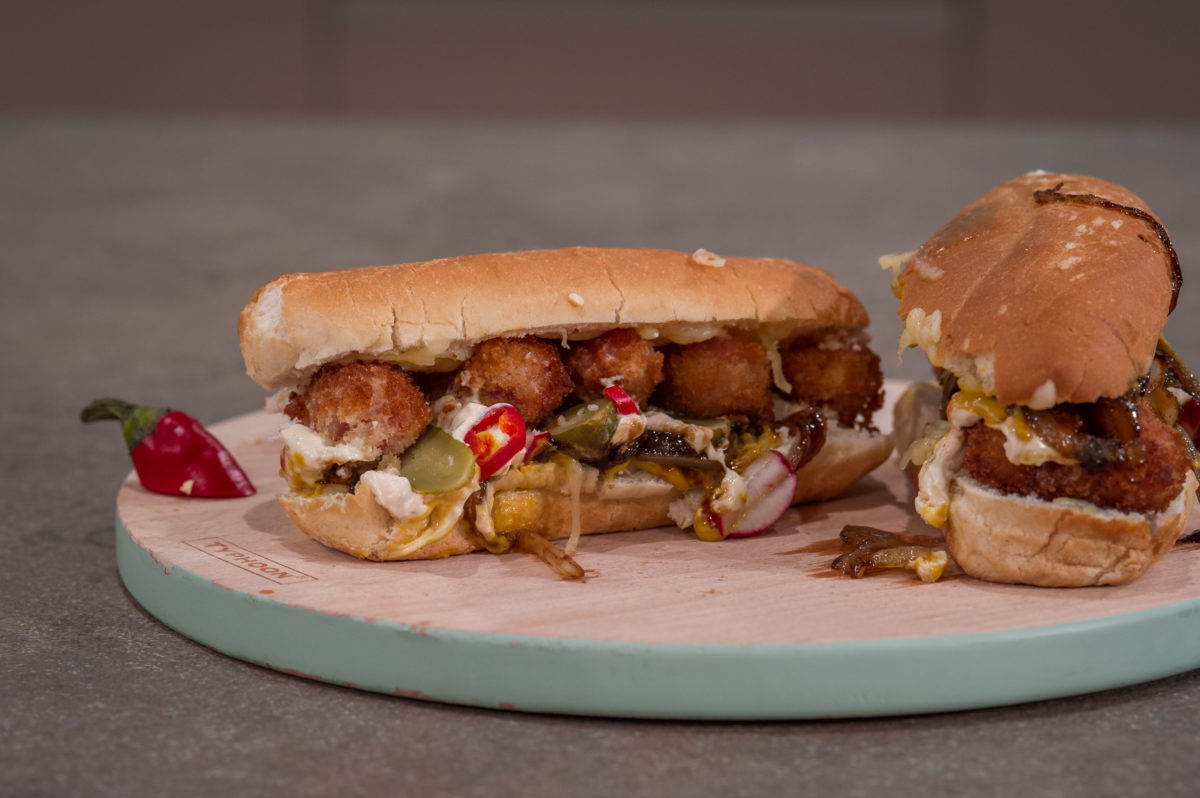 HOT DOG ME ΠΑΝΑΡΙΣΜΕΝΑ ΛΟΥΚΑΝΙΚΑ - Chef στον Αέρα